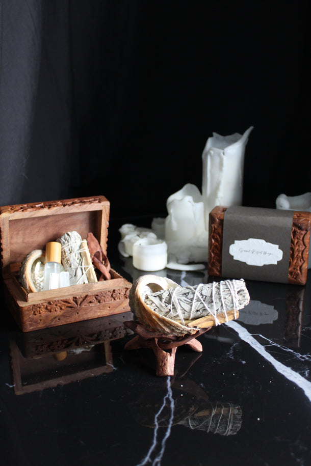 Sacred Space Smudge Kit – Sacred Ritual Magic